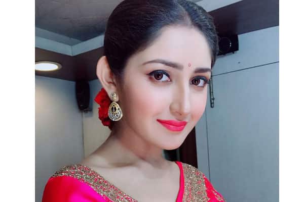 Sayyesha Latest Stills - Telugu360