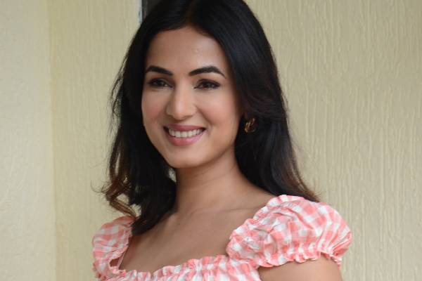 Photos: Sonal Chauhan Interview - Telugu360