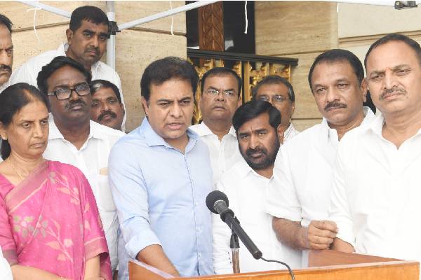 Celebs Pay Homage To Ramoji Rao Set 3 - Telugu360